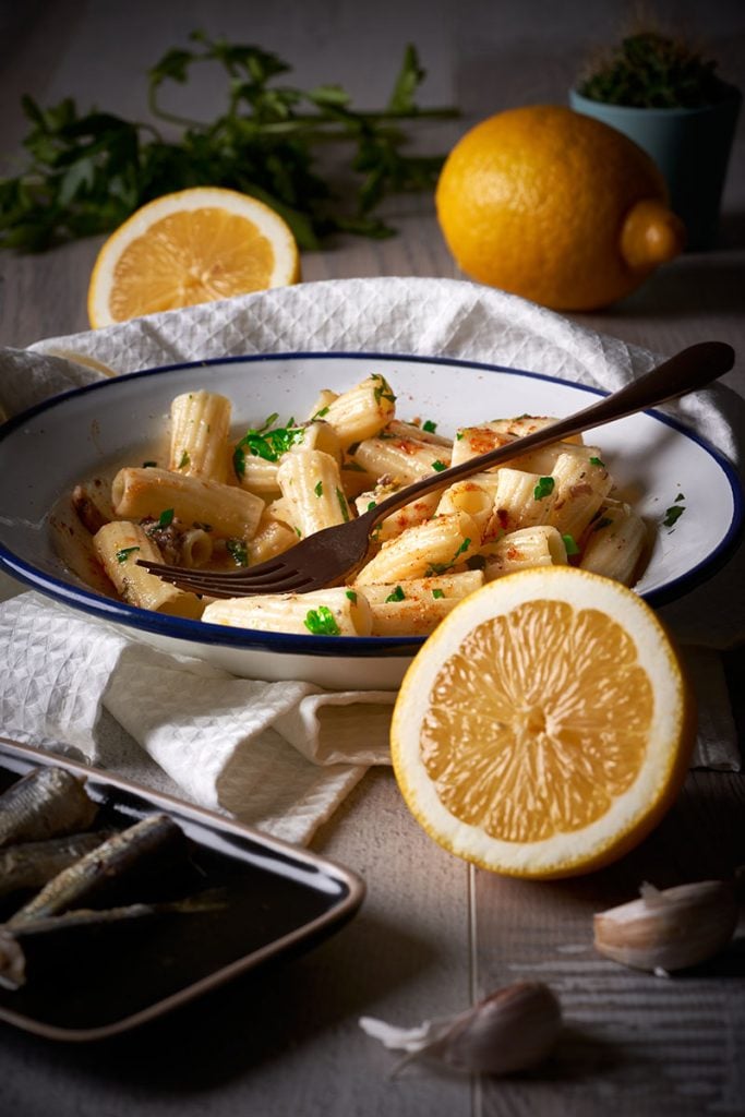 PASTA CON MANTEQUILLA DE SARDINAS Y AJO | Create Recipes | Recetas para ...